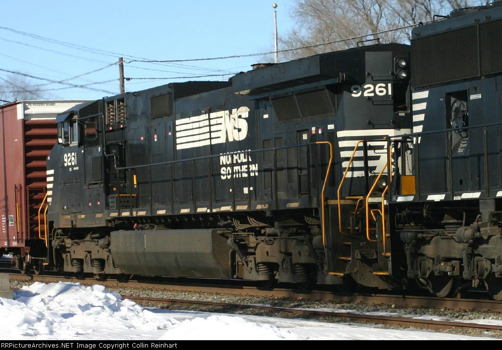 NS 9261